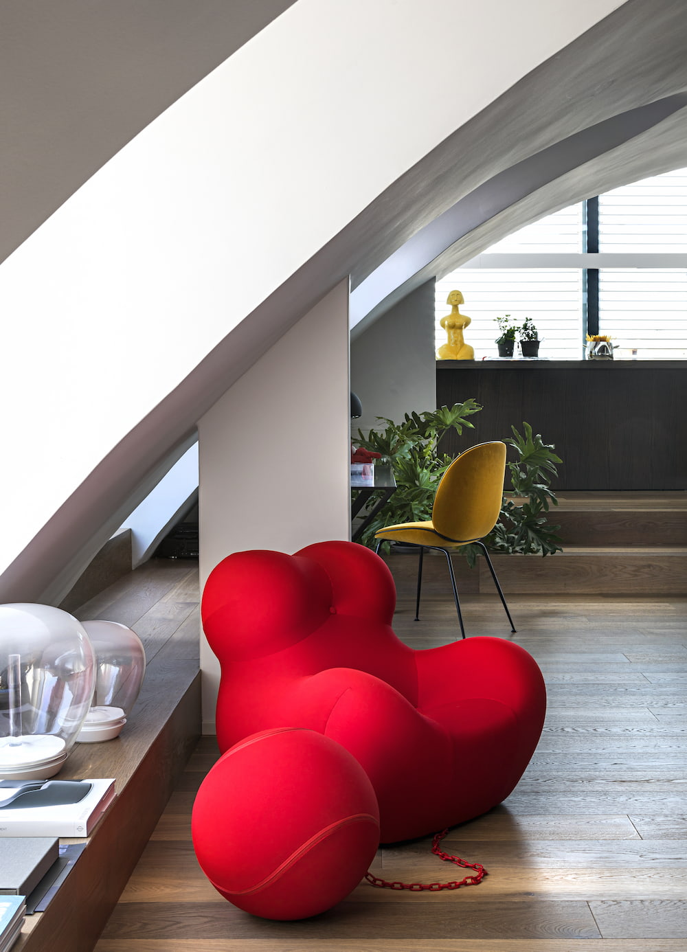 Idee per arredare casa con poltrone di design iconiche